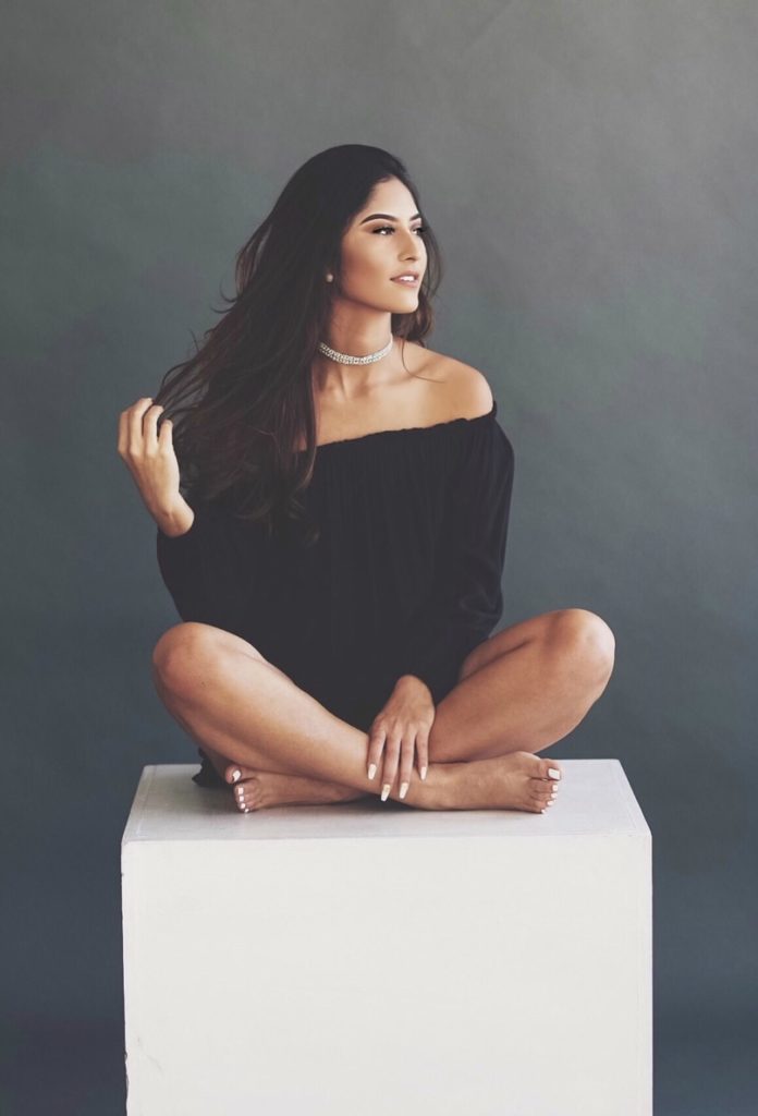 Alexis Reynoso having fun in Art 1 | FD Photo Studio