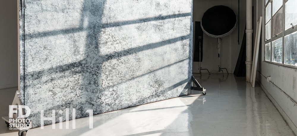 Stage UPGRADE: Hill 1 got rolling silver/gold background | FD Photo Studio