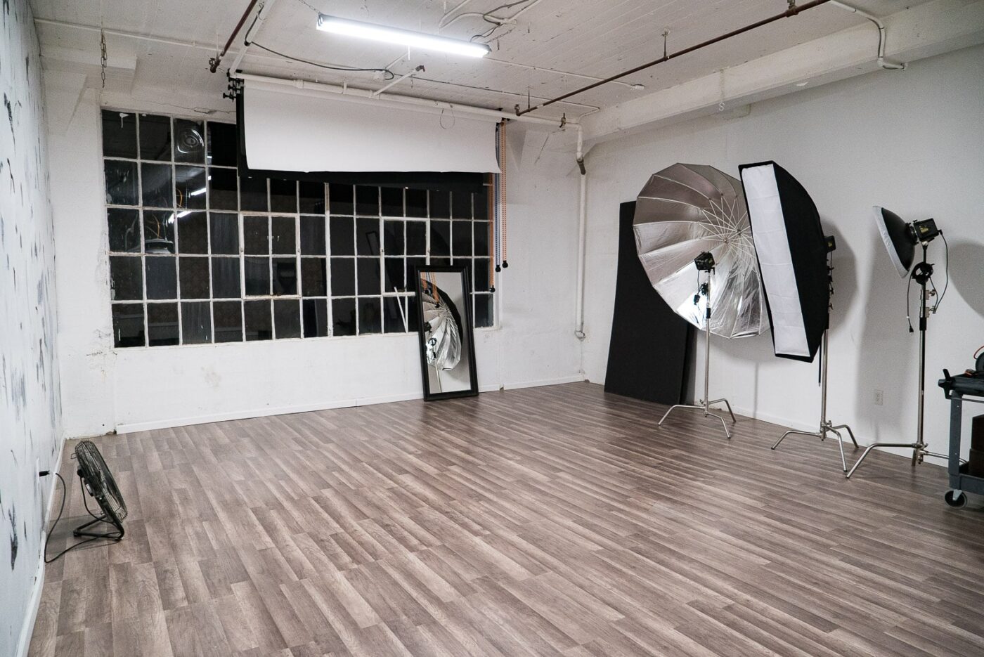 North Facing Photo Studio with Included Equipment | FD Photo Studio