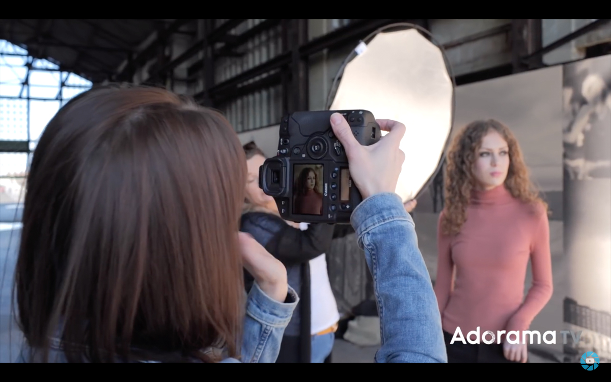 Become Better Photographer: How to Use a Reflector for Portrait ...